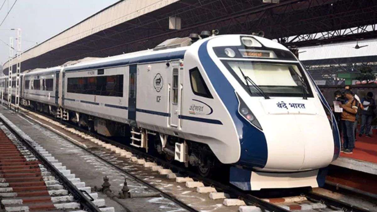 Rajasthan's first Vande Bharat train leaves, PM Modi shows green flag