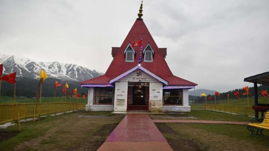gulmarg shiv temple open for general public after closed for decades ...