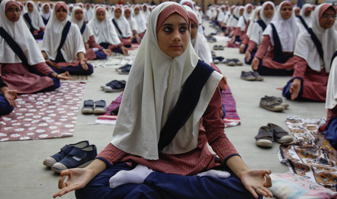 Baba Ramdev to lead Yoga Day in Dubai - India TV Hindi