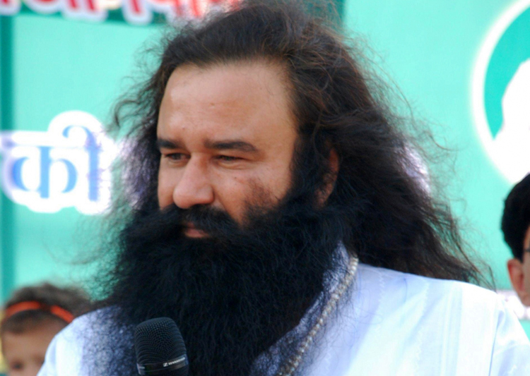 जानिए, डेरा सच्चा सौदा प्रमुख राम रहीम के खिलाफ केस में कब क्या हुआ ...