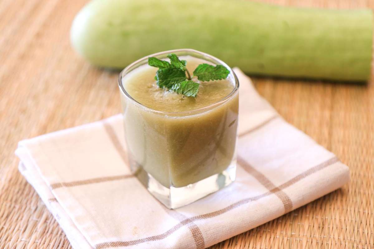 Incredible Benefits of bottle gourd juice lauki with ginger try it ...