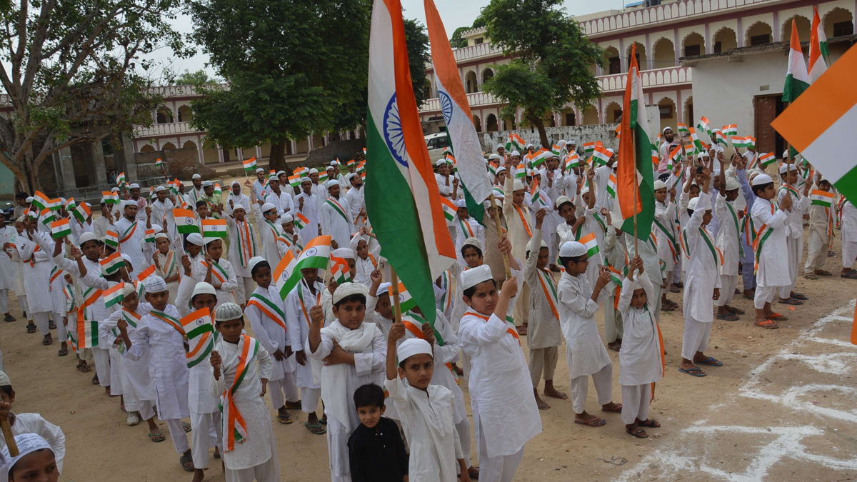 UP madarsa asked to celebrate Independence Day - बोर्ड ने दी मदरसों में ...