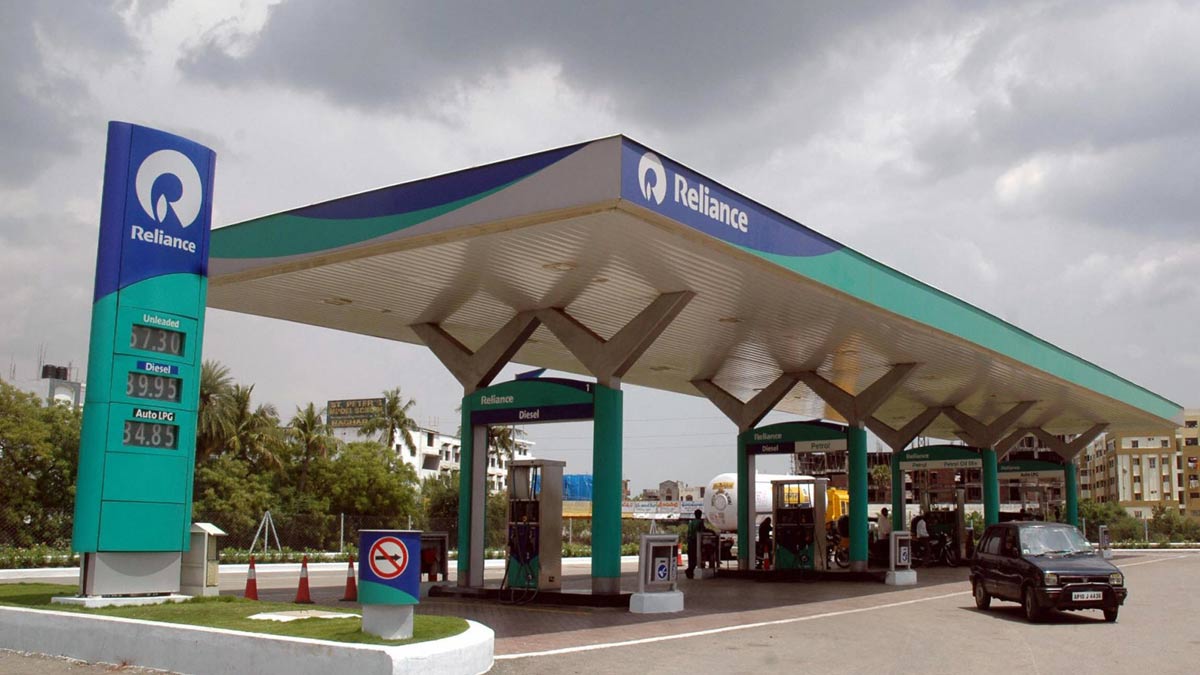 Reliance, BP form joint venture to set up 5,500 petrol pumps | Reliance ...