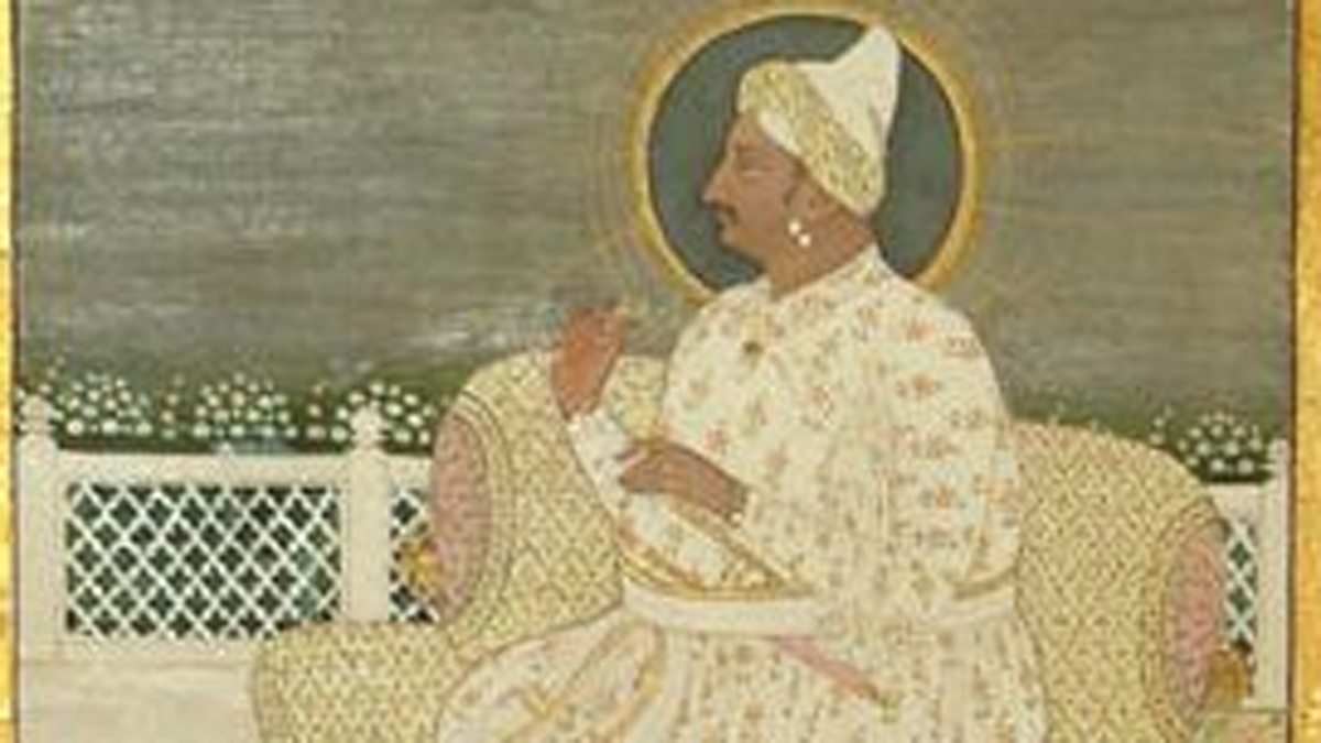 Palace of Toda Mal in Prayagraj occupied by tenants | अकबर के नवरत्नों ...