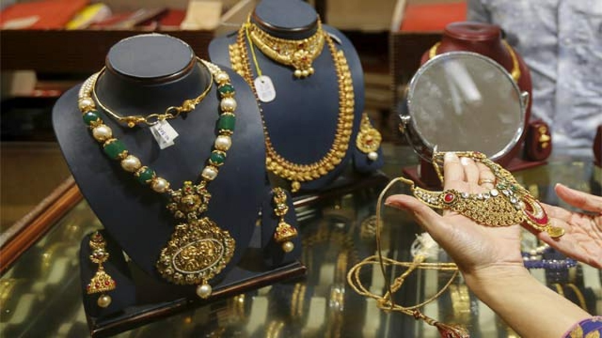 GJEPC says Gems, jewellery exports dip 1.28 pc to Rs 17337.52 crore in ...