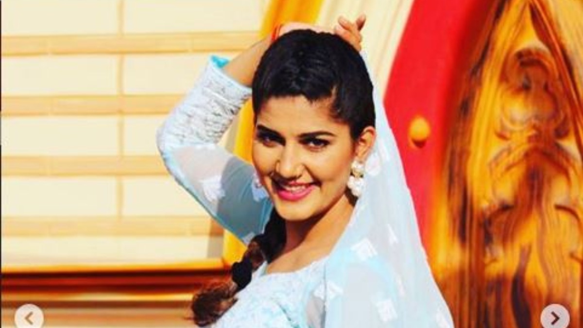 sapna choudhary dance video on haryanvi song Bandook Chalegi viral ...
