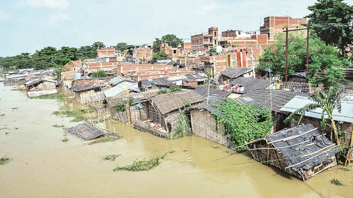 Bihar flood situation remains grim; 74 lakh affected in 16 districts ...