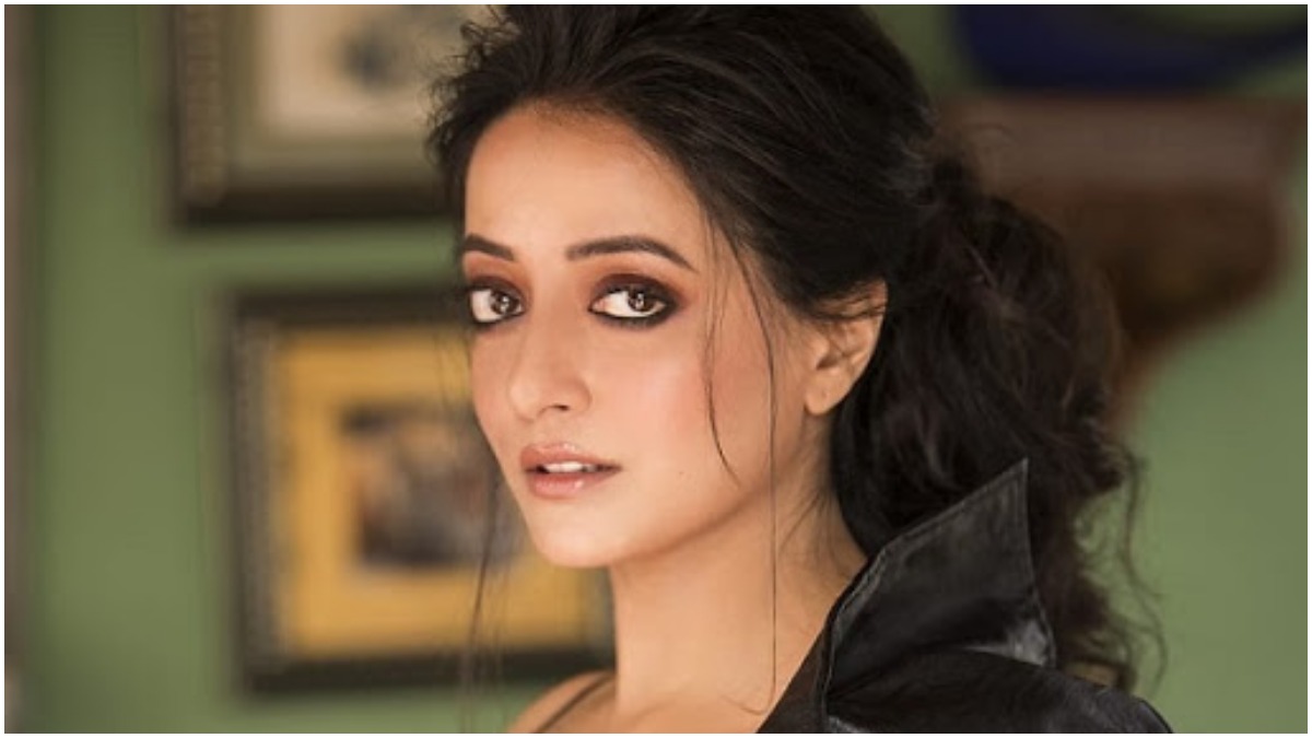 Raima Sen remembers her work with the late Saumitra in 'New Normal ...