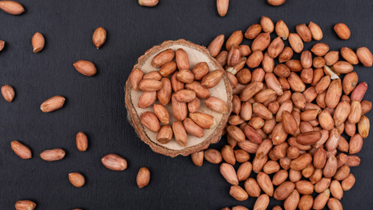 Health benefits of eating soaked peanuts in water on an empty stomach ...
