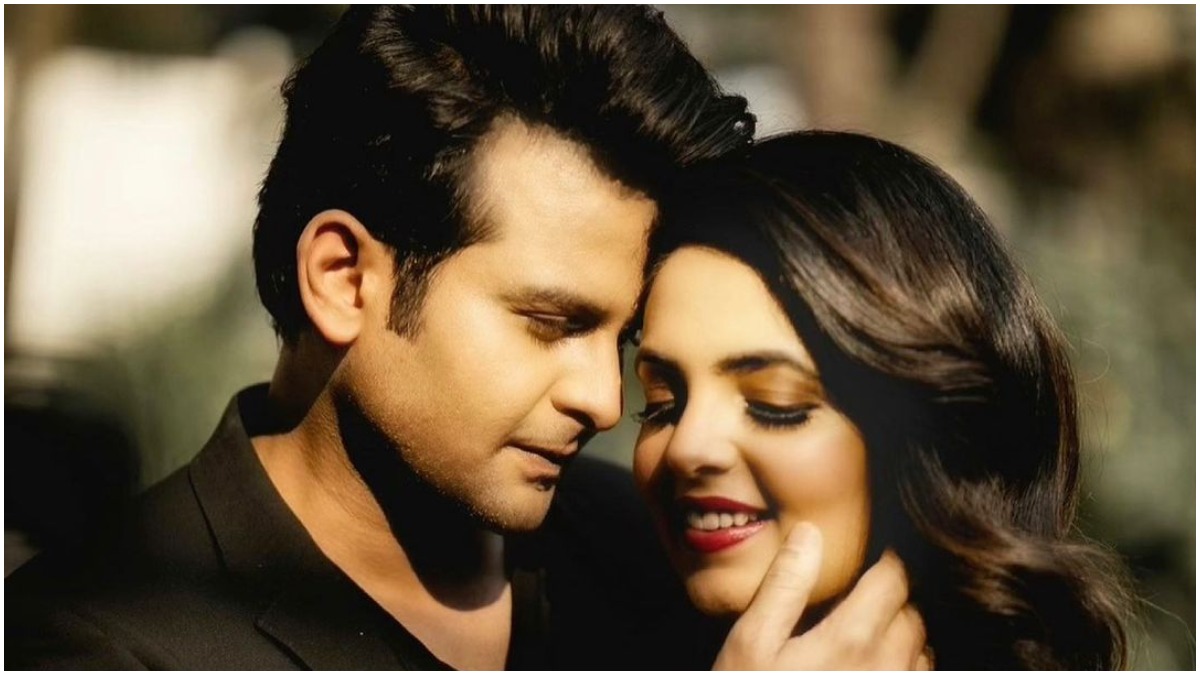 comedian sugandha mishra engaged to sanket bhosale shares romantic ...