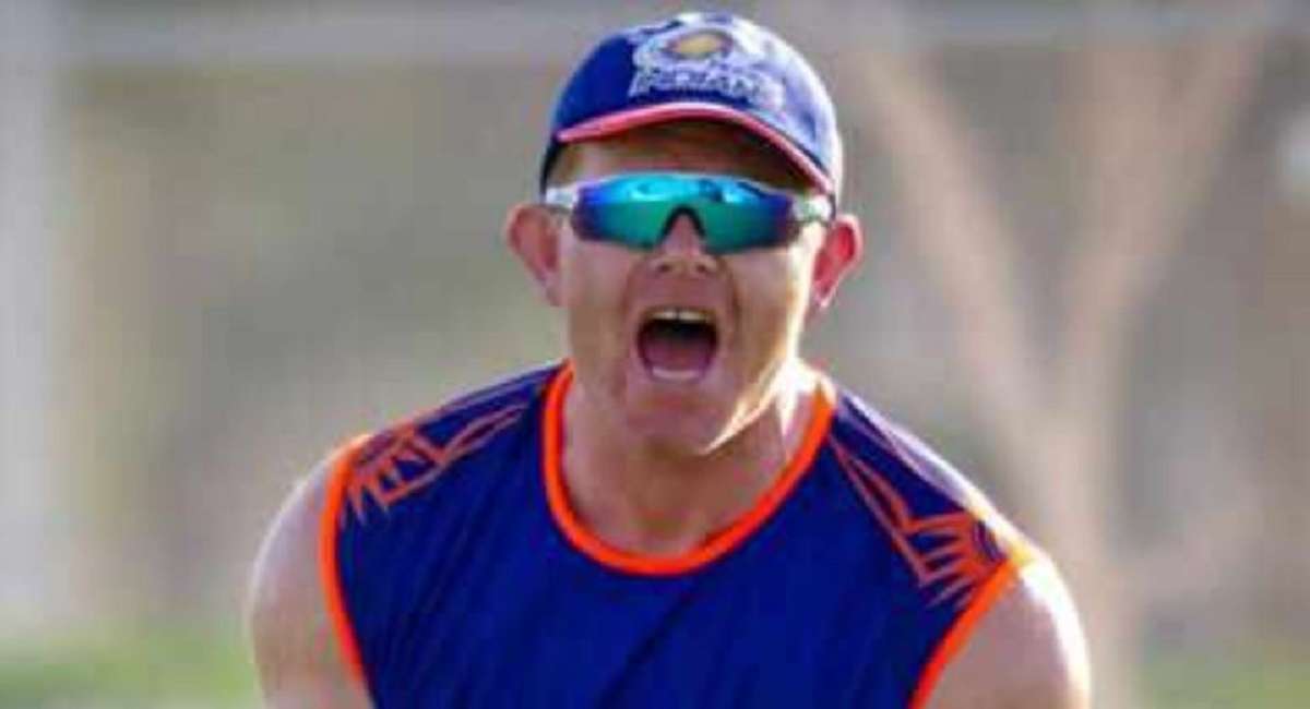 Some senior Indian guys don't like being restricted, says MI fielding ...