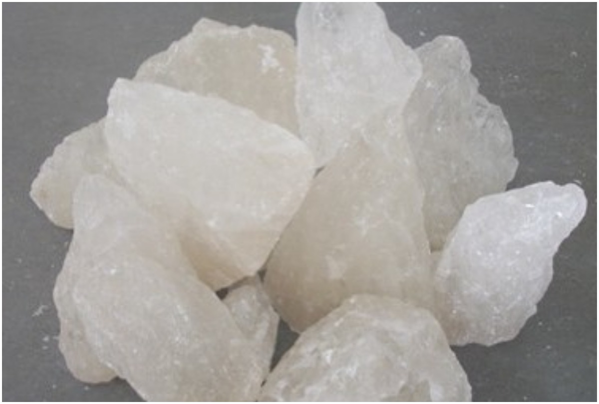 Amazing health benefits of Fitkari or Alum Fitkari control teeth pain ...