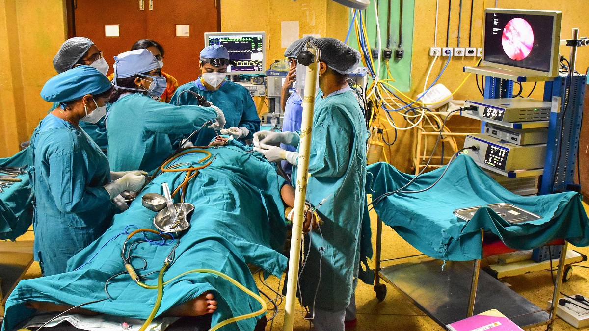 Investigation completed in case of leaving cloth in woman's stomach ...