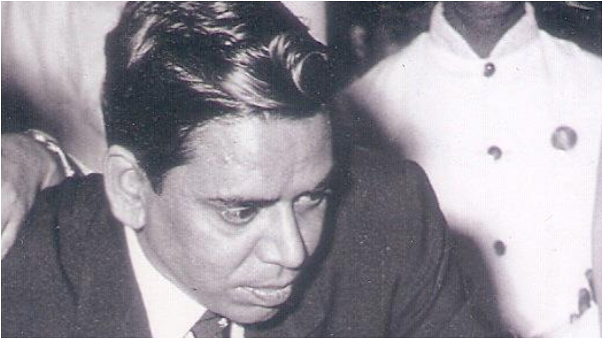 Shailendra, the first mass lyricist of hindi cinema. - India TV Hindi