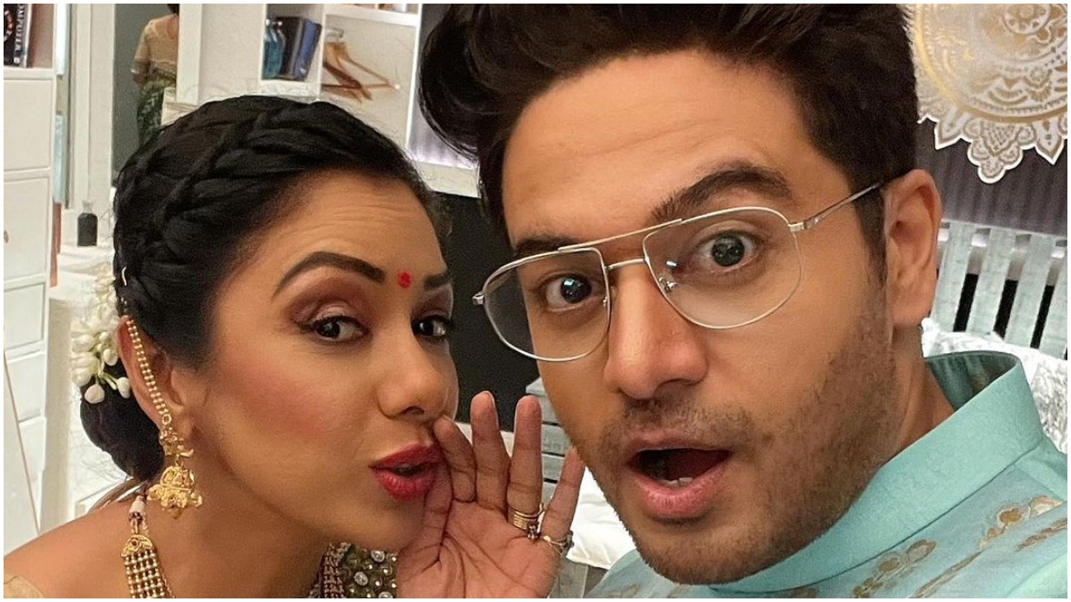 Anupama and Anuj Kapadia recreate the song 'Bachchan Ka Pyaar', see ...