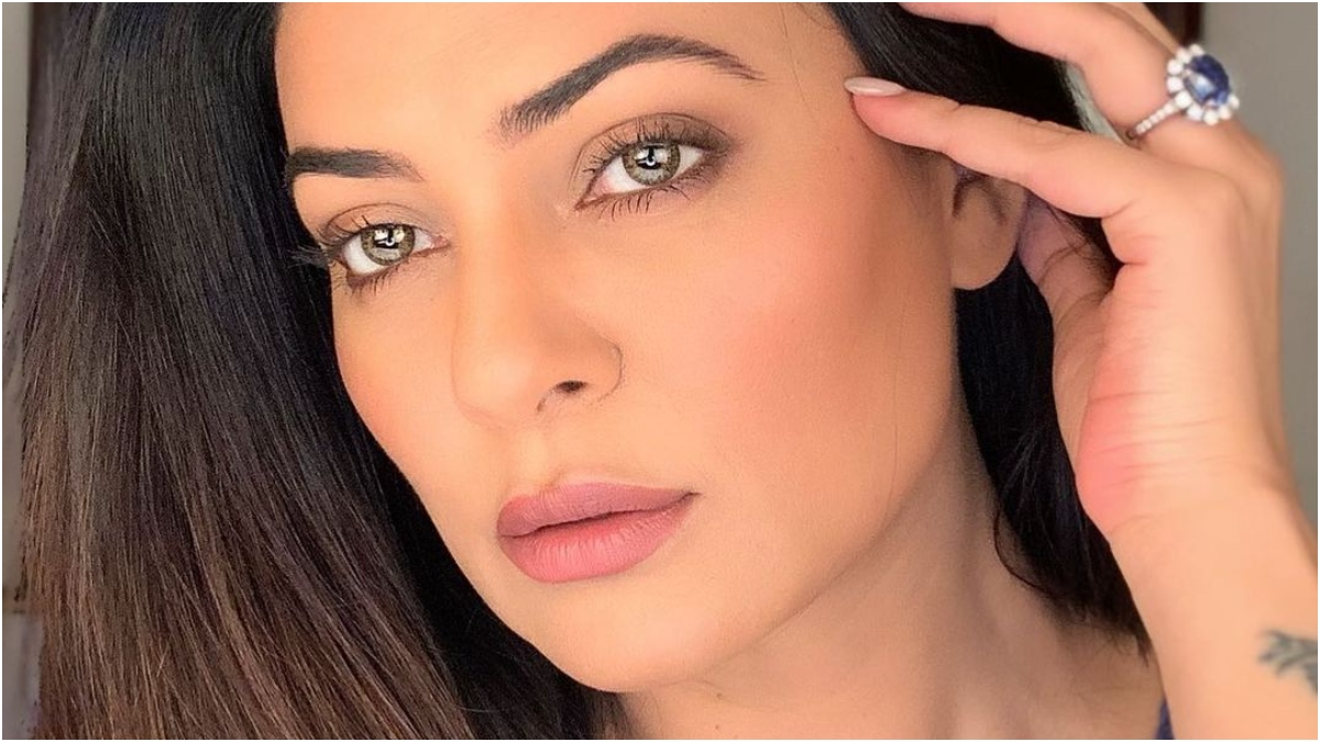 Sushmita Sen shares cute picture of her daughters with fans. - India TV ...
