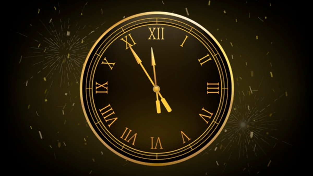 Vastu Tips best direction for clock at home or office ish disha me ...