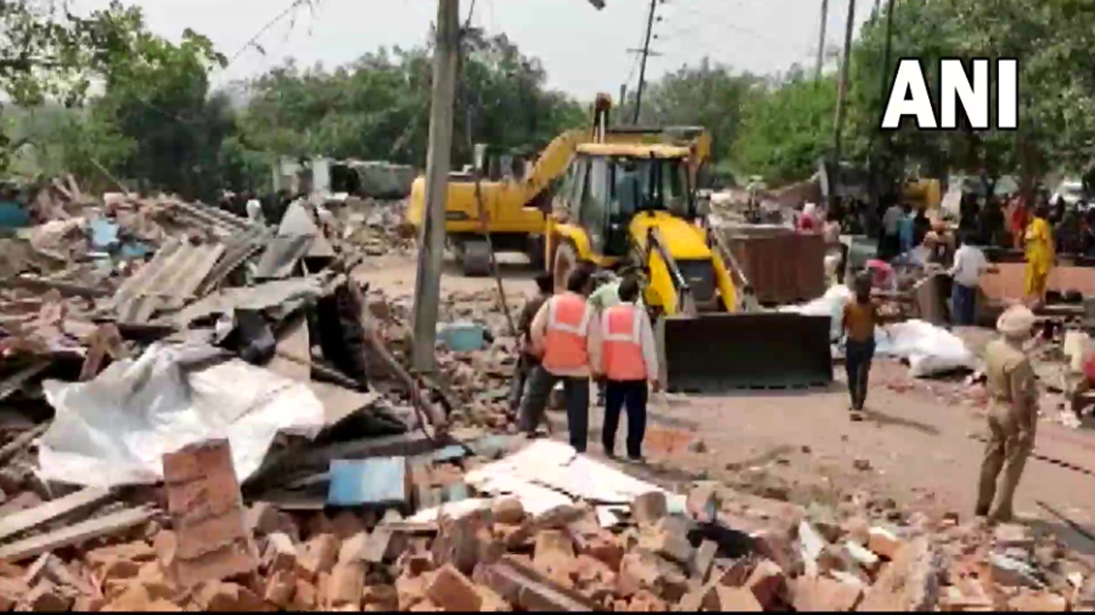chandigarh's colony number 4 demolished: दमखम के साथ चंडीगढ़ की कॉलोनी ...
