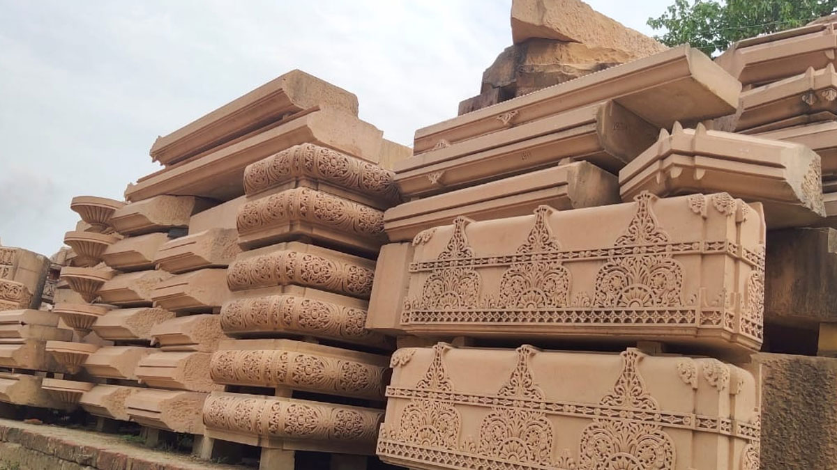 Ram Temple in Ayodhya: stone carving intensified, Garbhagriha work to ...