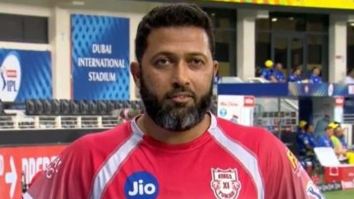 Wasim Jaffer took a jibe at the fall of 17 wickets in the first innings ...