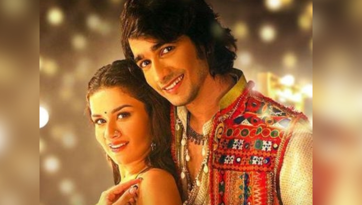 Kesariyo Rang: Get ready to rock the Garba ring, Alia's hero brought ...