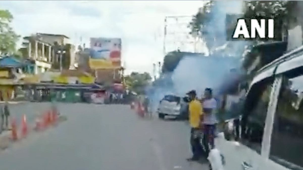 West Bengal News Several country-made bombs blasted during BJP s ...