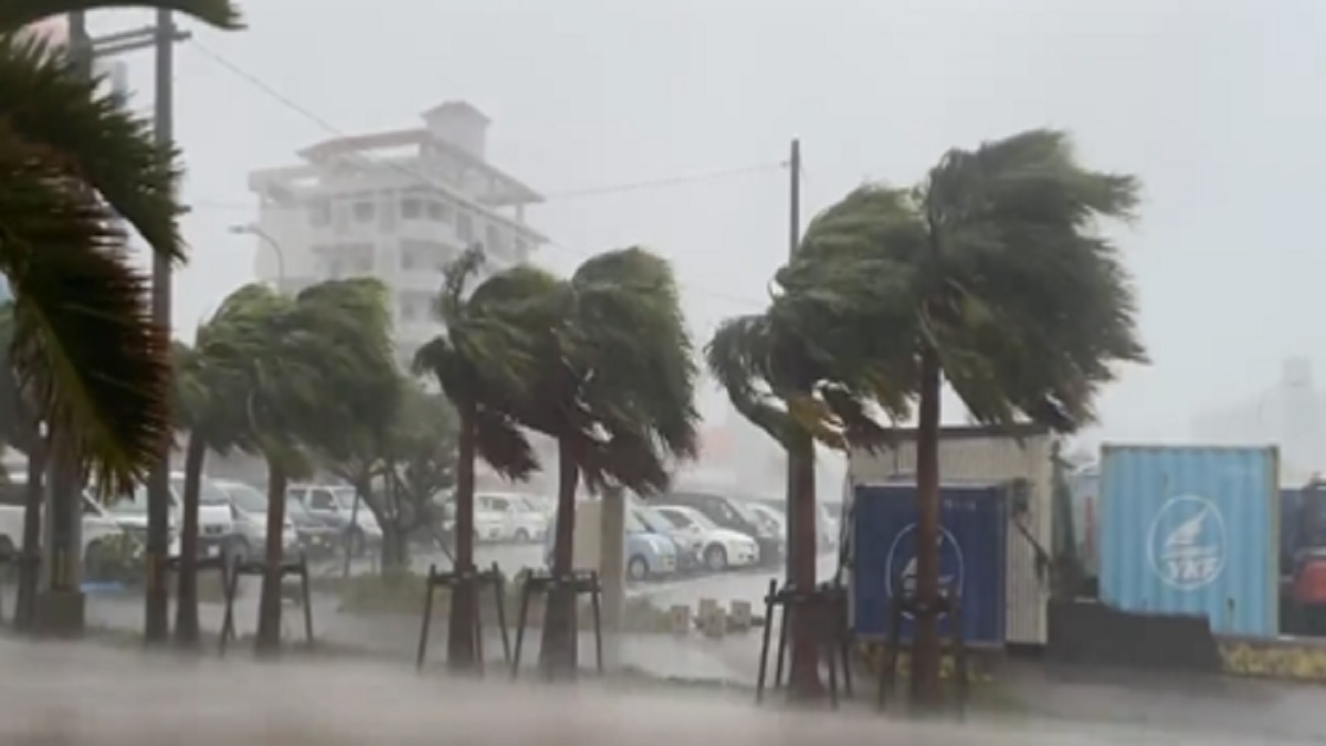 Typhoon Muifa storm'Hurricane Muifa' moves to the east coast after ...