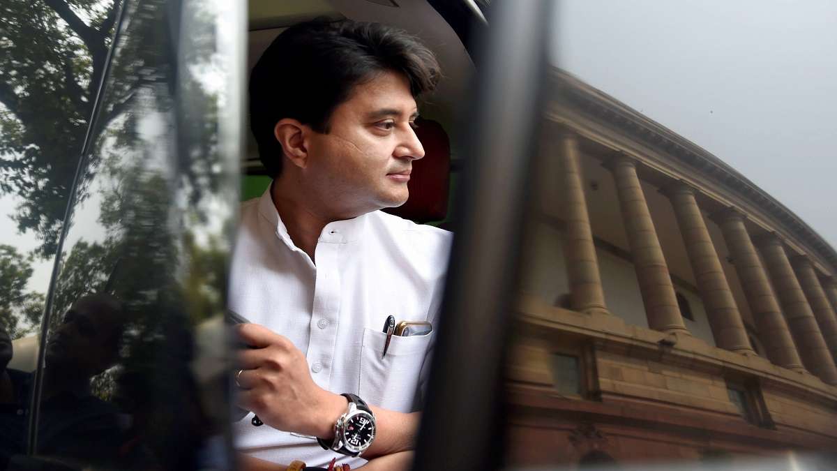 जय विलास पैलेस में लक्ष्मीबाई की एंट्री से सिंधिया ने लिखी नई इबारत । Jyotiraditya Scindia ...