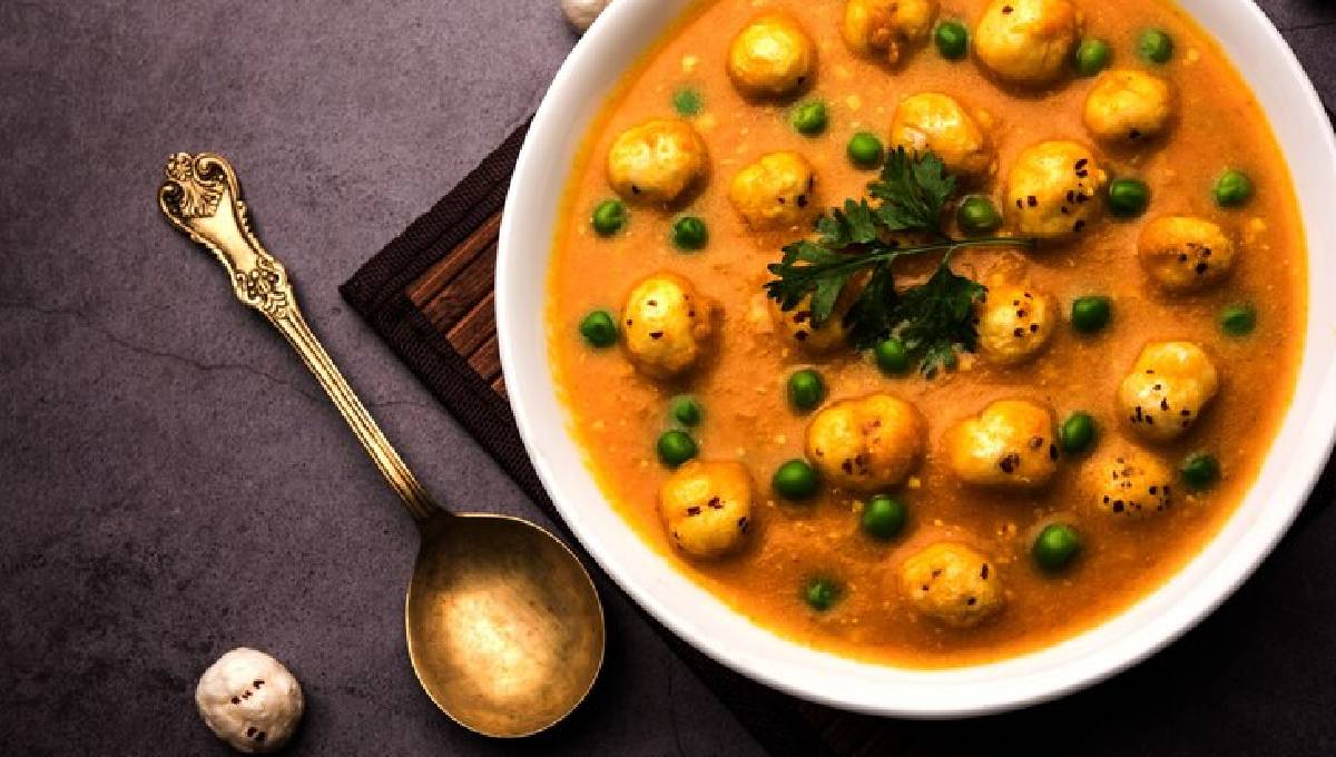 Matar Makhana Recipe, Makhana Sabji Recipe, Matar Makhana ki Sabji ki ...