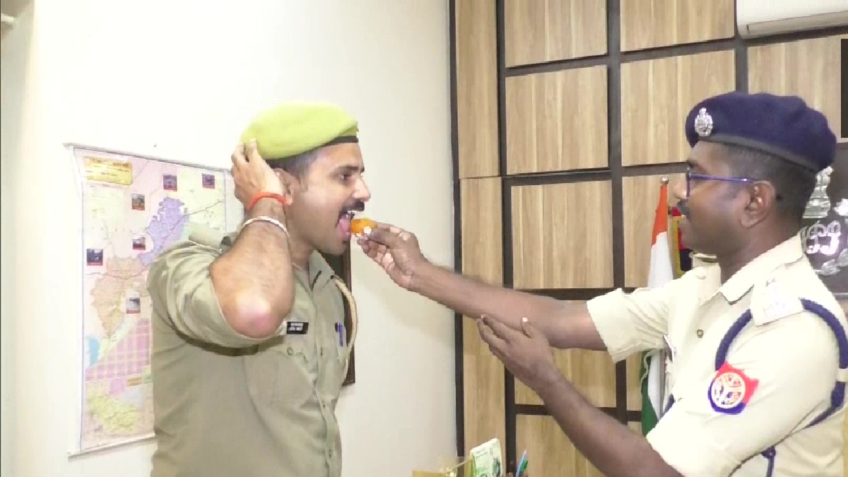 Success Story Naib Tehsildar became a constable of UP Police after ...