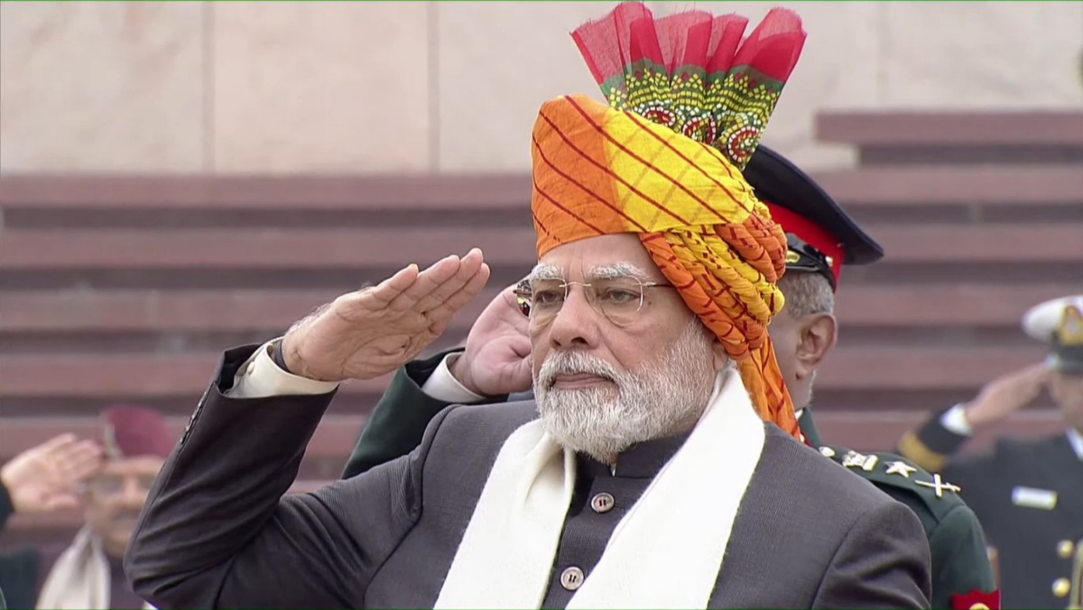 PM Modi से चुराएं ड्रेसिंग स्टाइल, 26 जनवरी पर बसंती पगड़ी ने फिर जीता ...