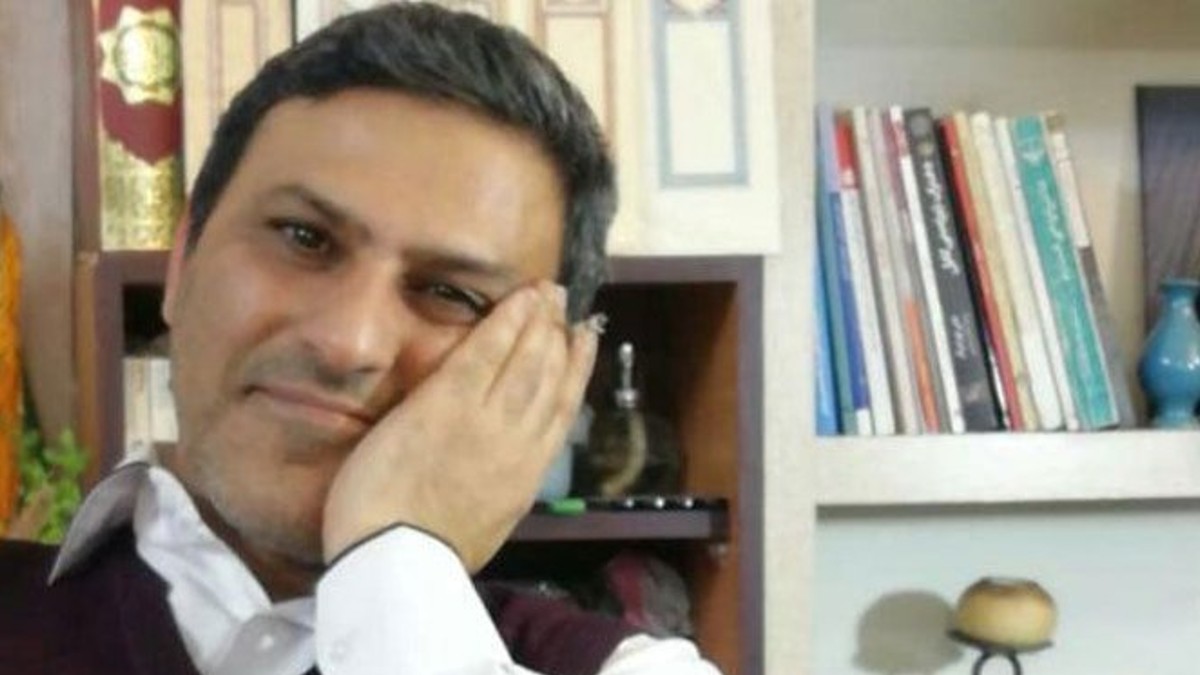 Iranian writer 'Mehdi Bahman' sentenced to death चैनल पर इंटरव्यू देना ...