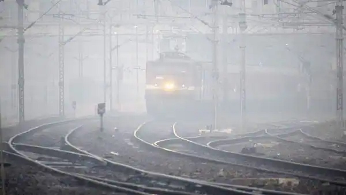 Indian railways cancel 323 trains today 9th january due to cold wave ...