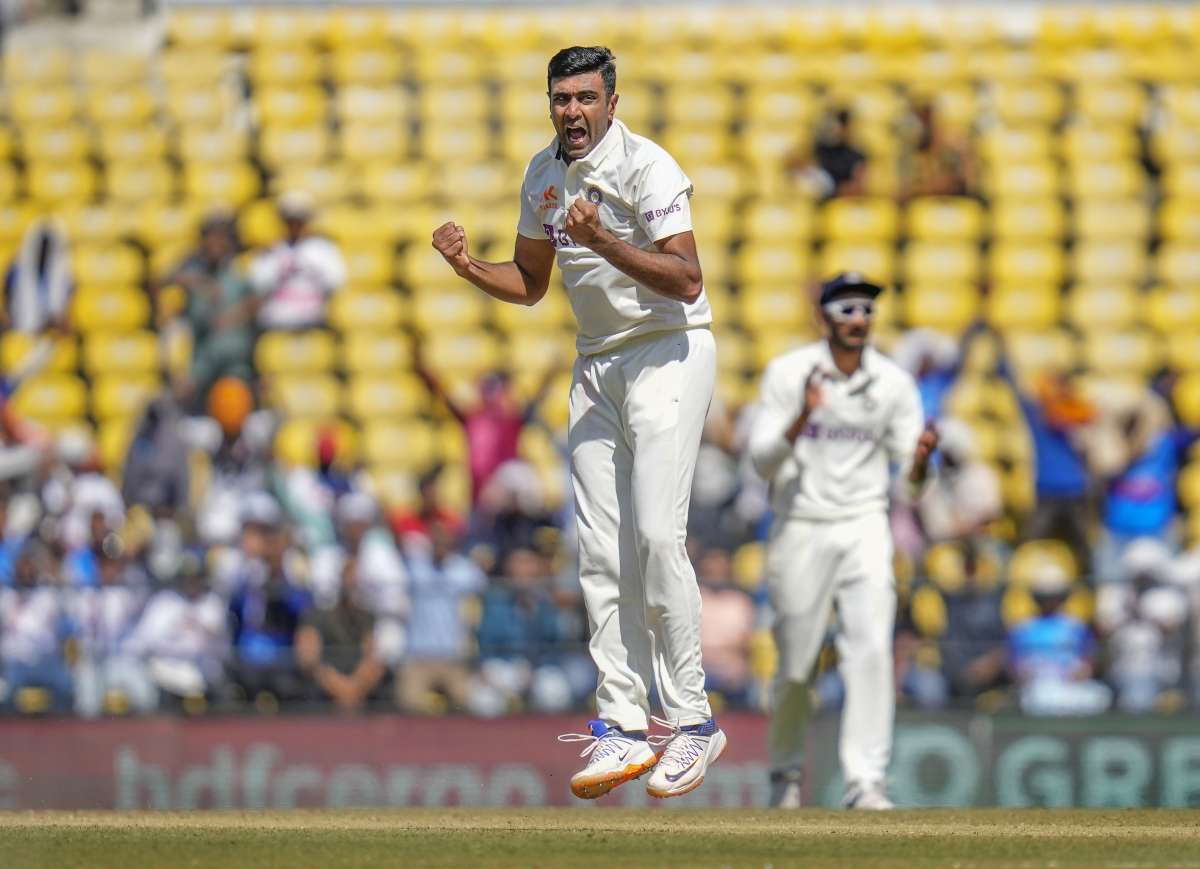 Ravichandran Ashwin Leaves Behind Anil Kumble Records Fastest 25 Five ...