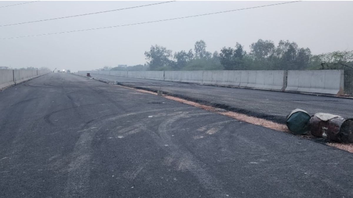 Ashram Flyover: खुल गया आश्रम फ्लाइओवर, भारी ट्रैफिक से मिला छुटकारा ...