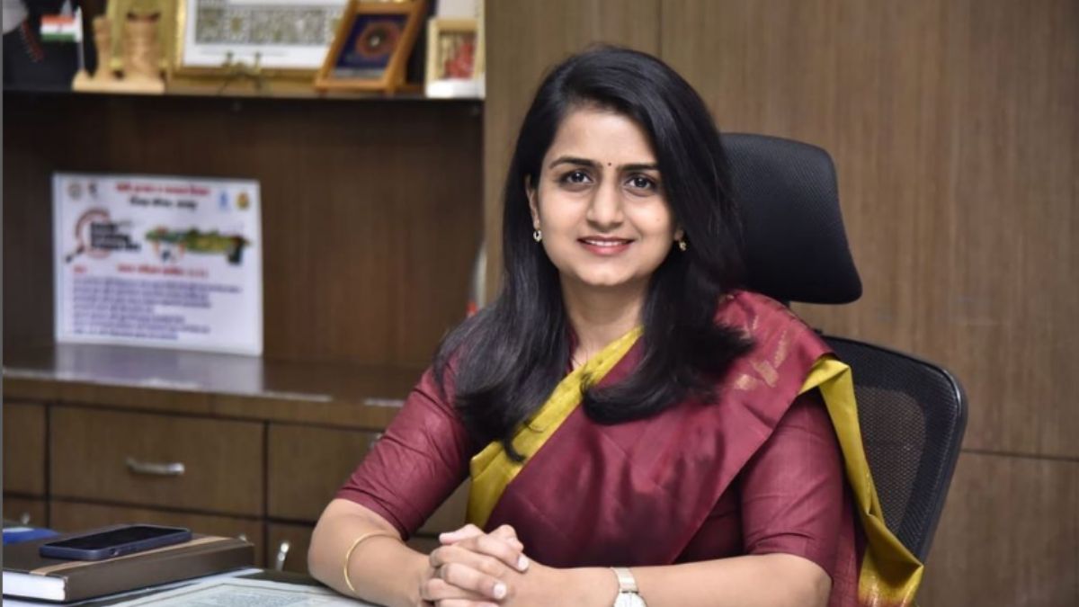 Success Story of IAS Saumya Sharma UPSC cracked in just 4 months न ...