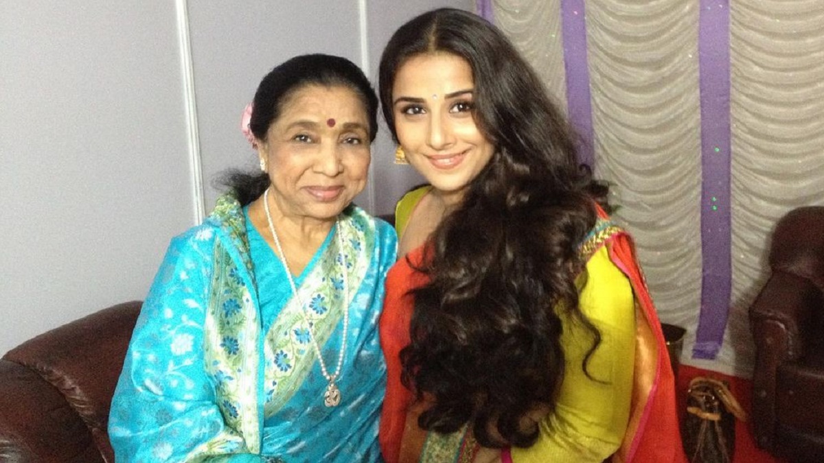 Vidya Balan and Asha Bhosle received the Lata Deenanath Mangeshkar Award - India TV Hindi
