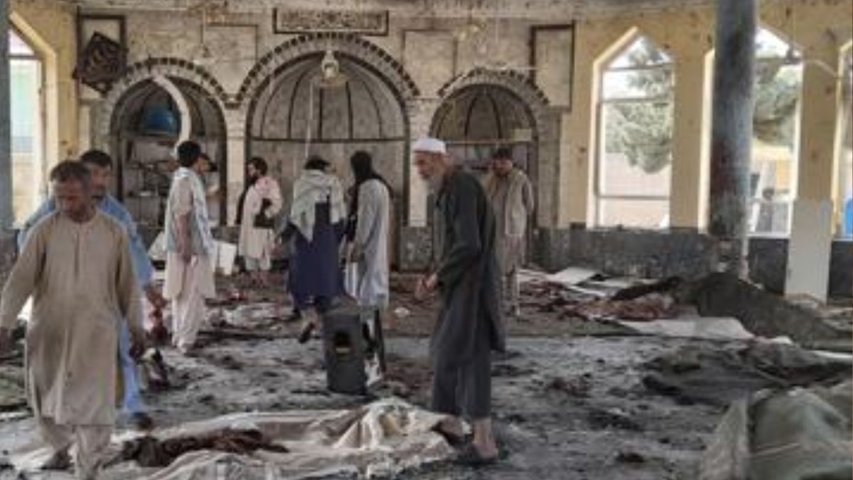 Fierce bomb blast during program in Afghanistan 11 people were blown ...