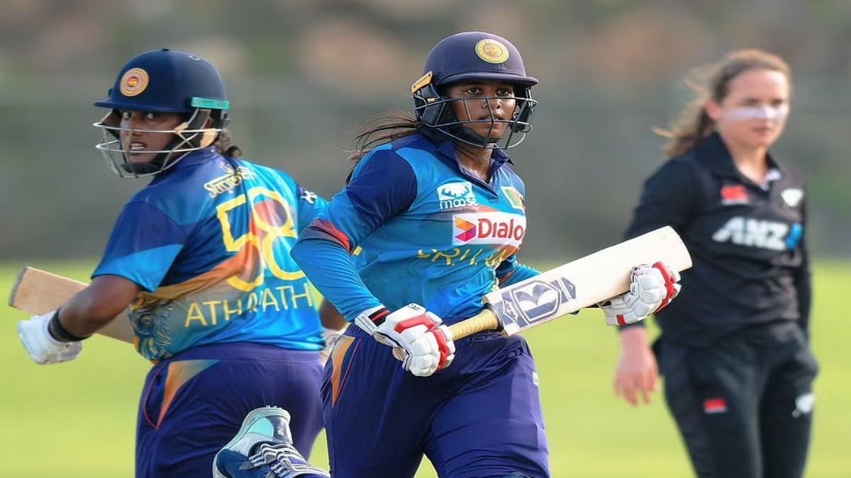 Sri lanka women vs new zealand women Eden Carson bowl 11 overs in a ...