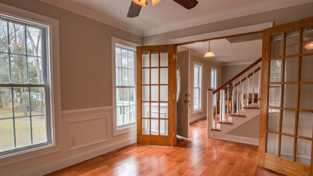 ghar ke liye vastu tips in hindi know about making a window at the main ...