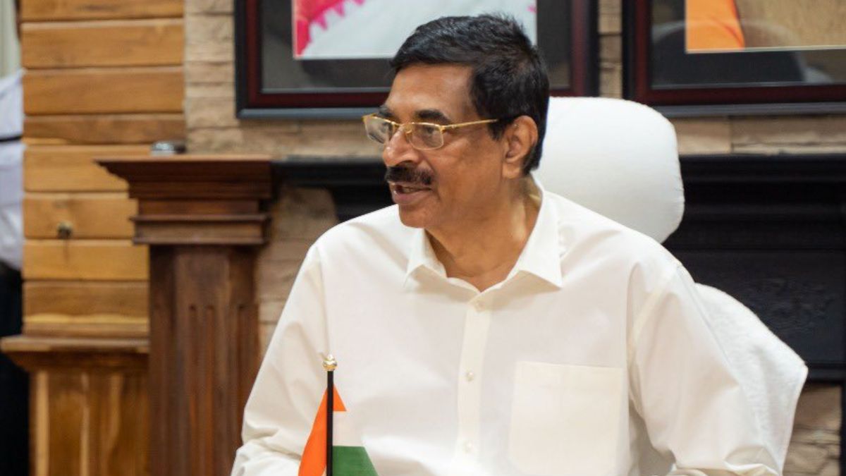 Mizoram Governor solve the problems of students | गवर्नर से मिजोरम ...