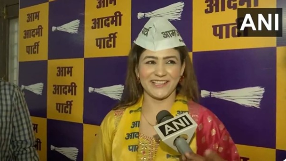 Bigg Boss fame and dancer Gauri Nagauri join AAP in rajasthan । बिग बॉस ...