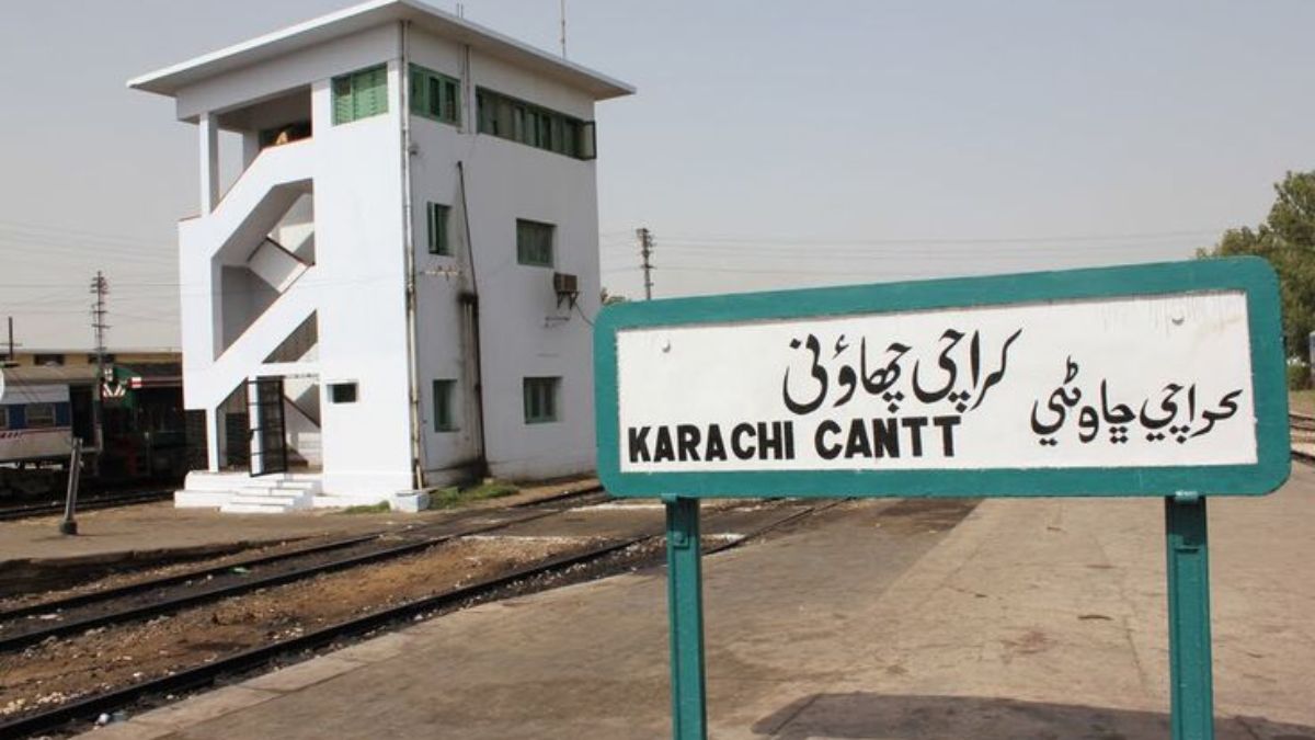 Karachi Cantt railway station was about to blow up due to terrorists conspiracy exploding time ...