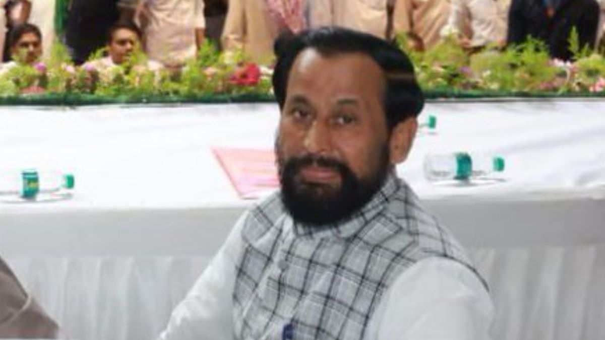 लोकसभा चुनाव से पहले RJD को झटका, राष्ट्रीय उपाध्यक्ष देवेंद्र प्रसाद ...