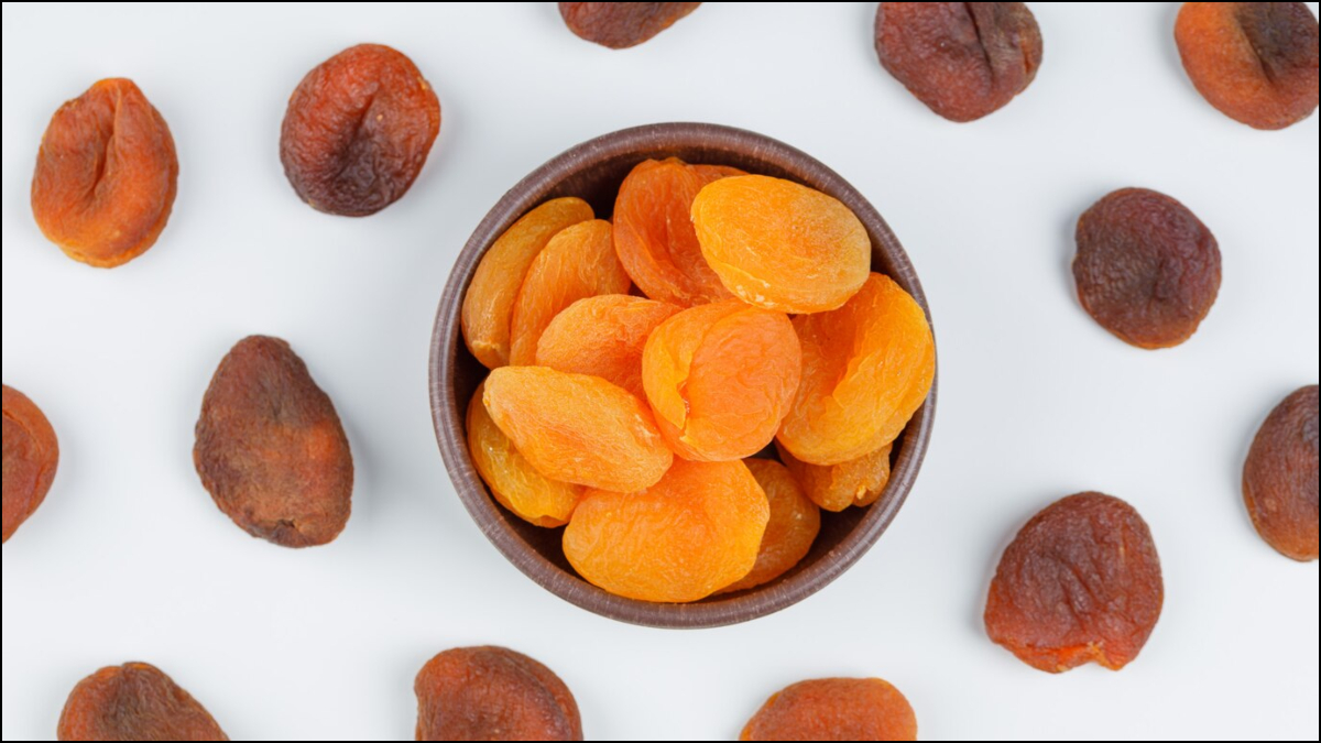 सूखी खुबानी में सबसे ज्यादा पाया जाता है ये विटामिन, कई खतरनाक बीमारियों का कर देती है सफाया ...
