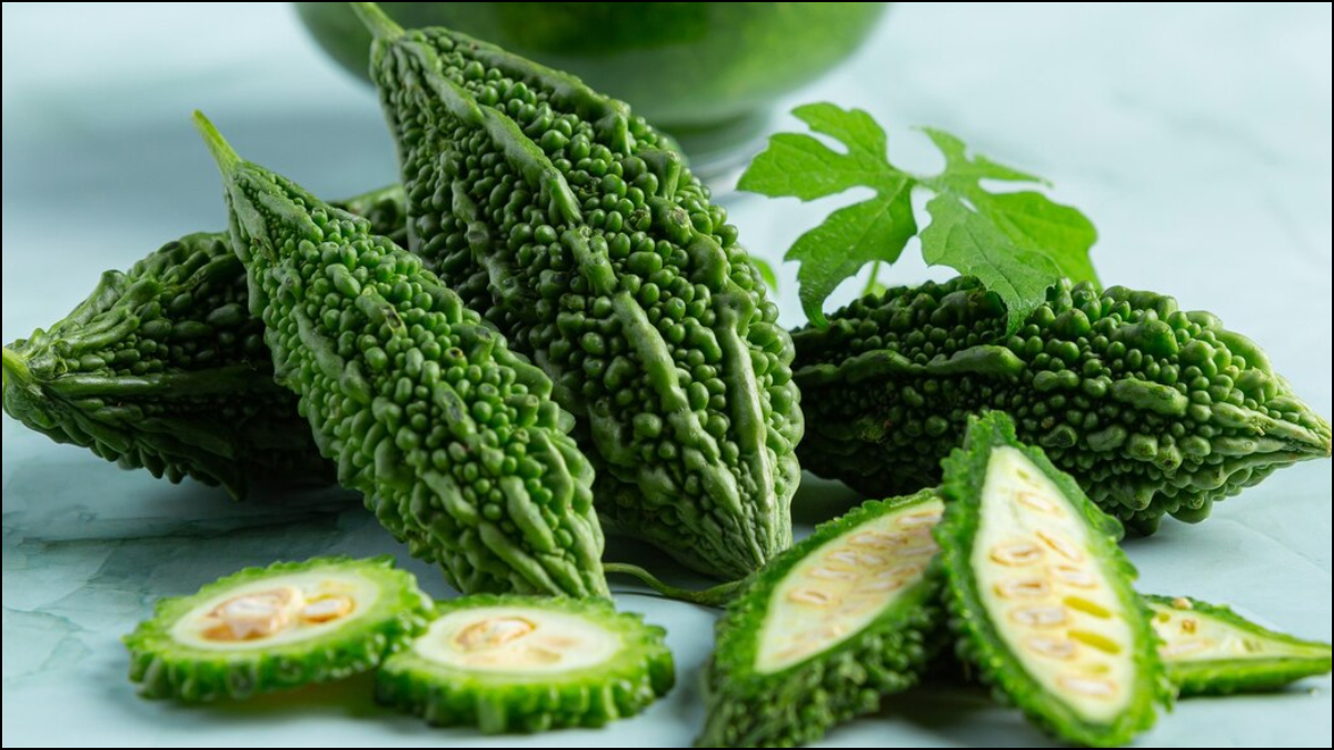 करेला का सारा कड़वापन निकल जाएगा, बस बनाने से पहले अपना लें ये आसान ...