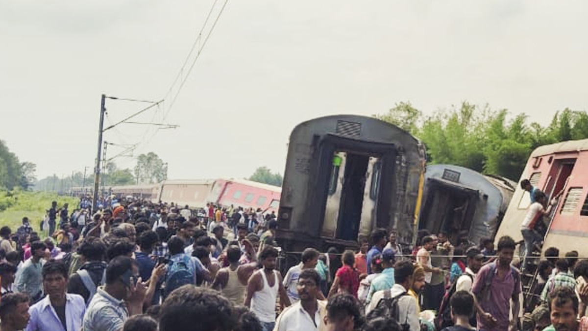पिछले एक साल में हुए कितने ट्रेन हादसे, कितने लोगों की हुई मौत, यहां ...