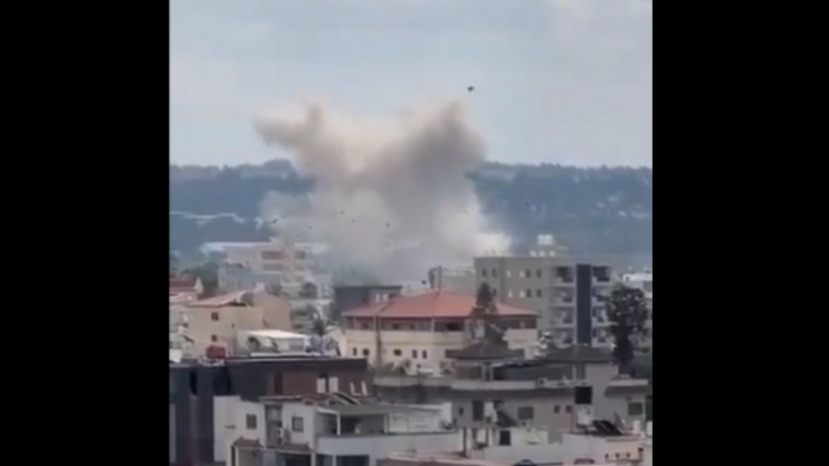 हिजबुल्लाह ने Fadi-4 मिसाइल से किया मोसाद के हेड क्वॉर्टर पर बड़े हमले ...