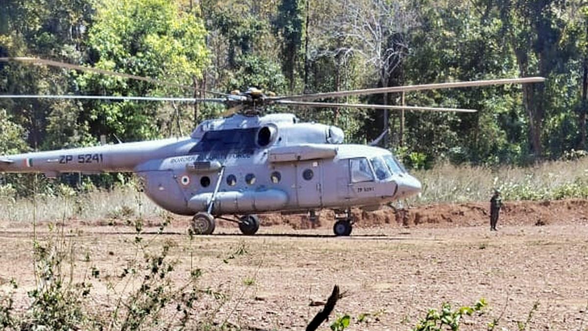 झारखंड में IED विस्फोट, CRPF के 3 जवान घायल; एयरलिफ्ट कर रांची ले जाया गया - India TV Hindi