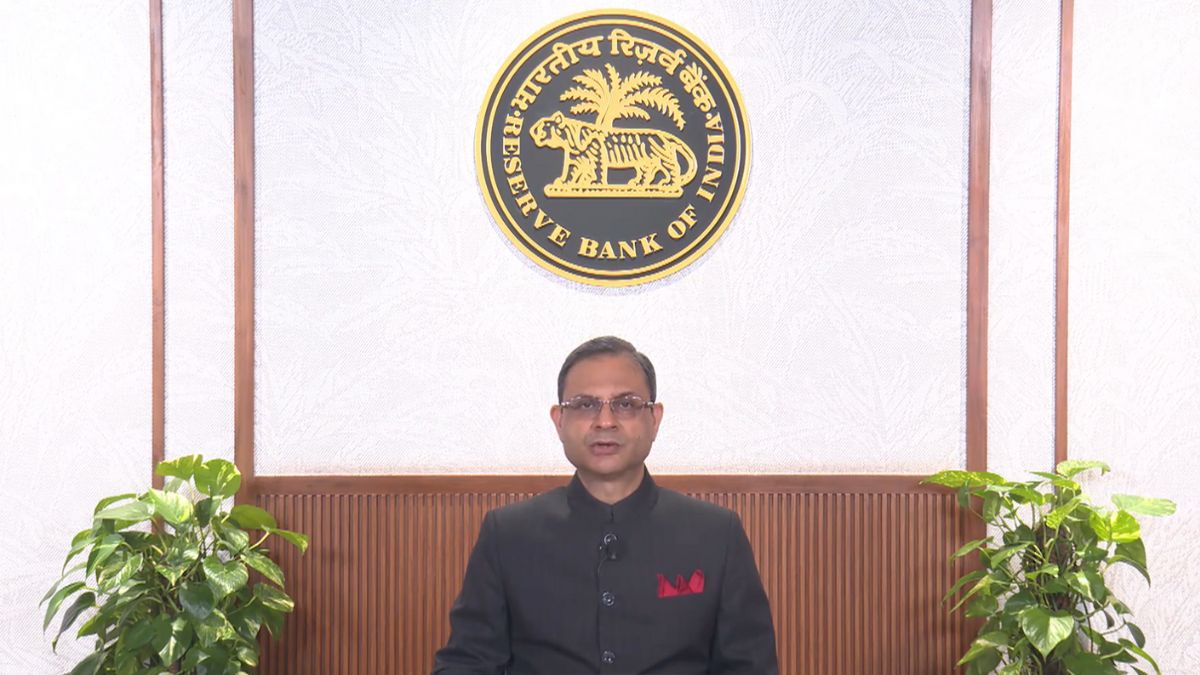 कर्ज लेने वालों की बल्ले-बल्ले! RBI ने रेपो रेट घटाकर 5.25% किया, अब ...